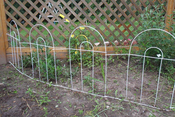Folding Wire Fence – Glamos Wire, Inc.